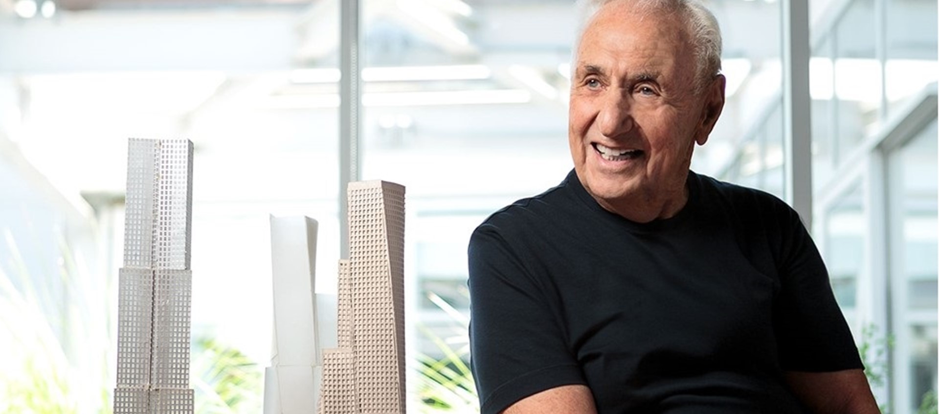 El artista del 'deconstructivismo, arquitecto Frank Gehry